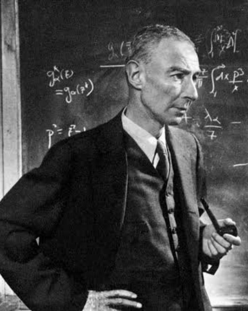 Robert Oppenheimer Kimdir? - Evrim Ağacı