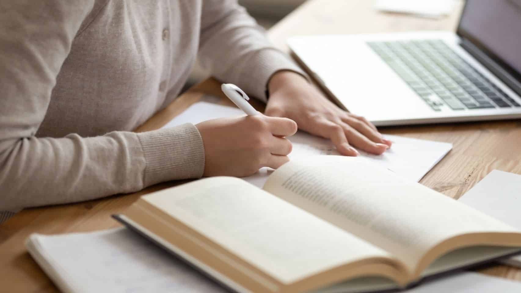 Not Alma Teknikleri: Nasıl Daha Verimli Notlar Alabilirsiniz? - Evrim Ağacı